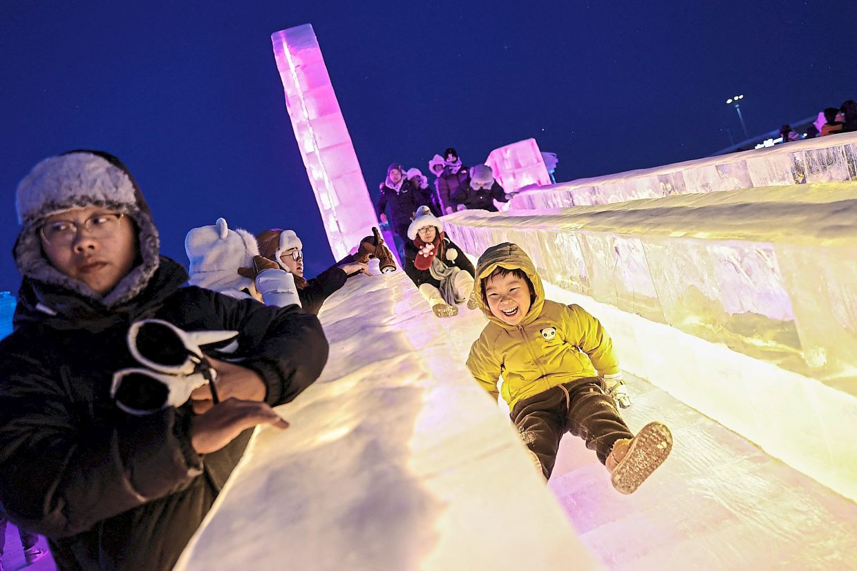 Fairytale ice sculptures in China’s Harbin attracts throngs of tourists ...