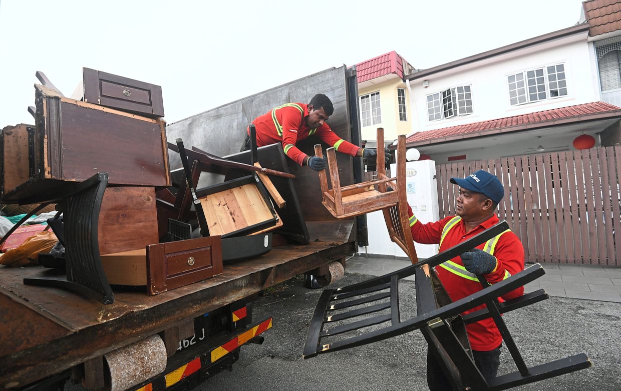 ‘Tis the season to clean house | The Star