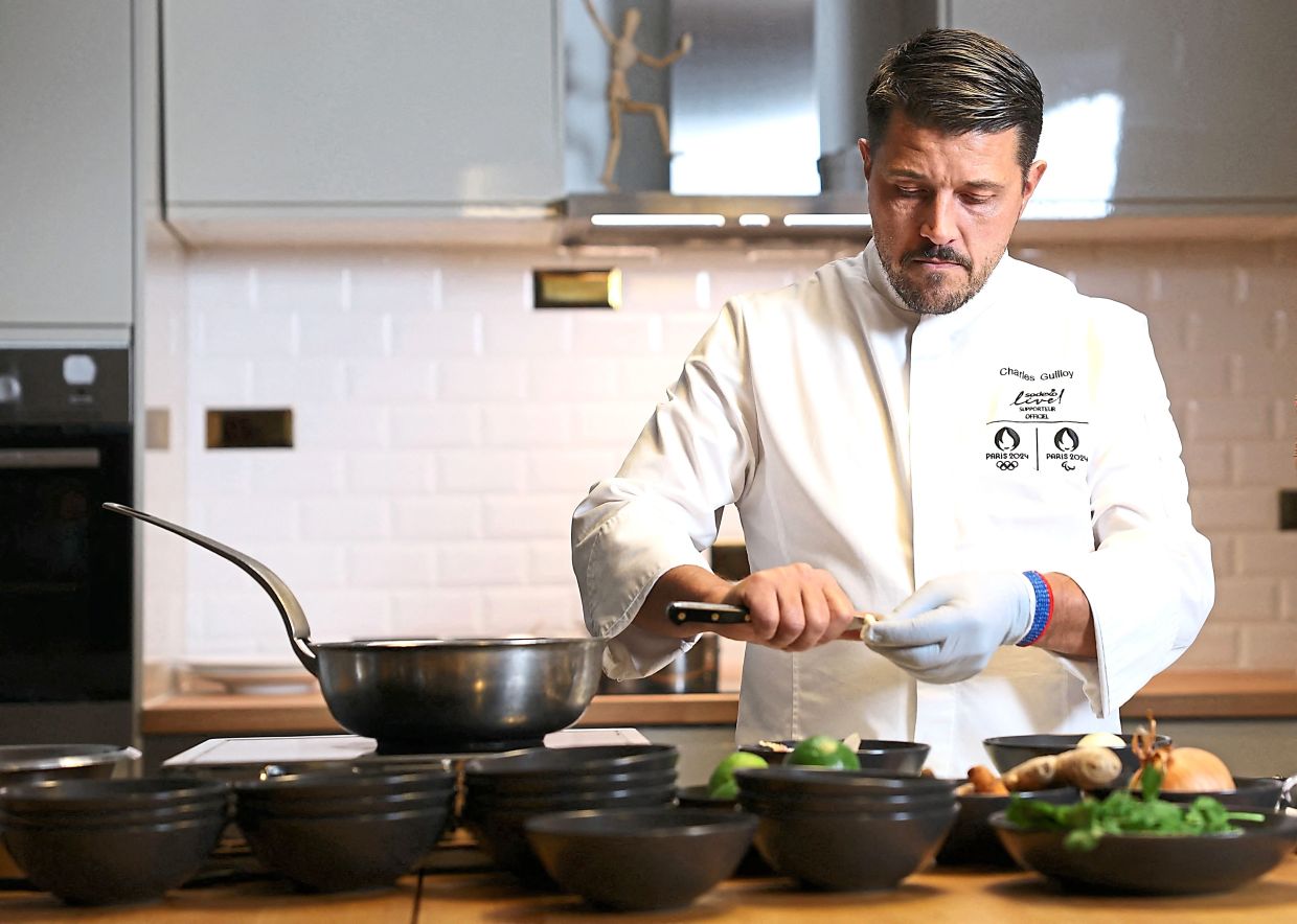 Other Sports: Chop, chop! Paris chefs prepare for athlete feeding ...