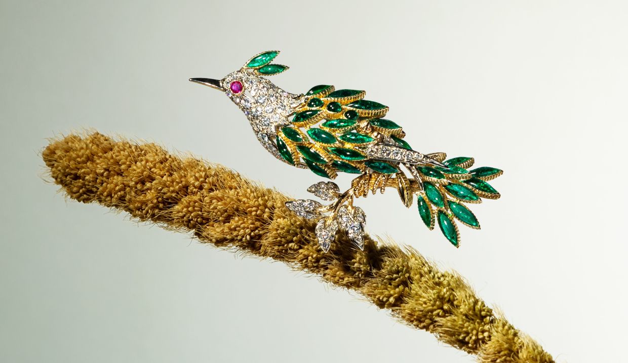 Pinning power: Give your outfit a unique flair with a dazzling brooch ...