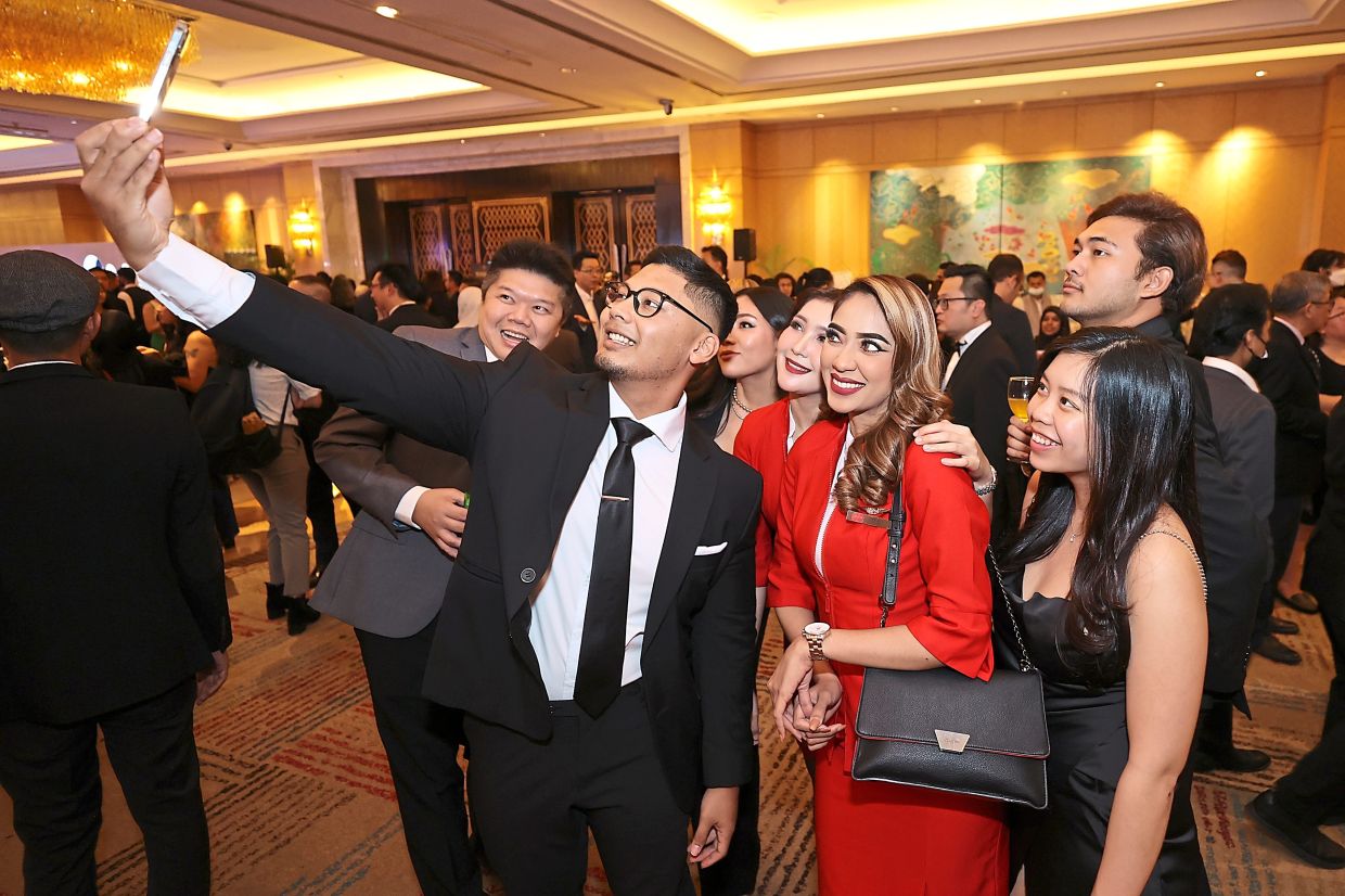 Dazzling night of well-known names | The Star