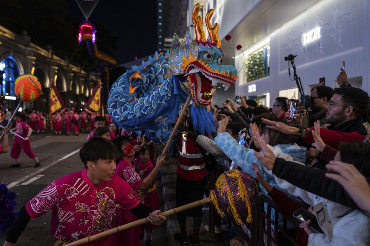 Lunar New Year parade returns to Hong Kong five-year break | The Star