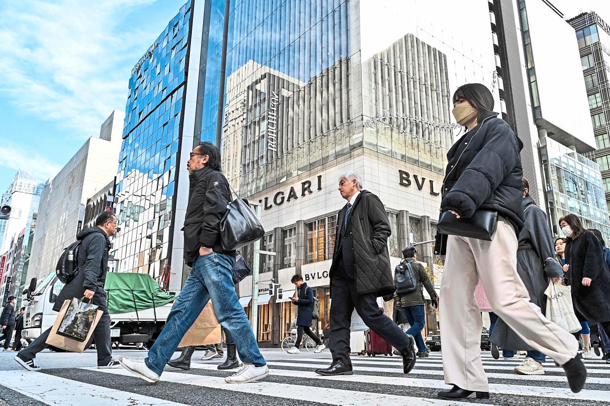 Japan's economy slips into recession, raises BOJ policy uncertainty ...