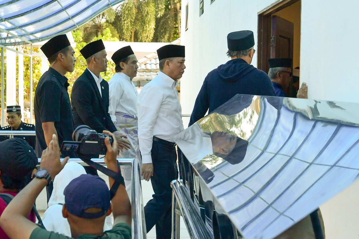 Photo Gallery: Ex-Sarawak governor Taib Mahmud passes away | The Star