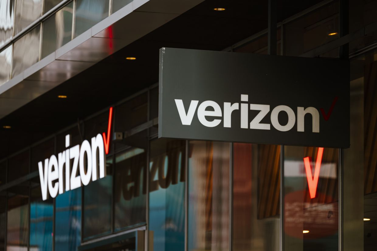 Verizon to raise US$1bil in its sixth green bond since 2019 | The Star