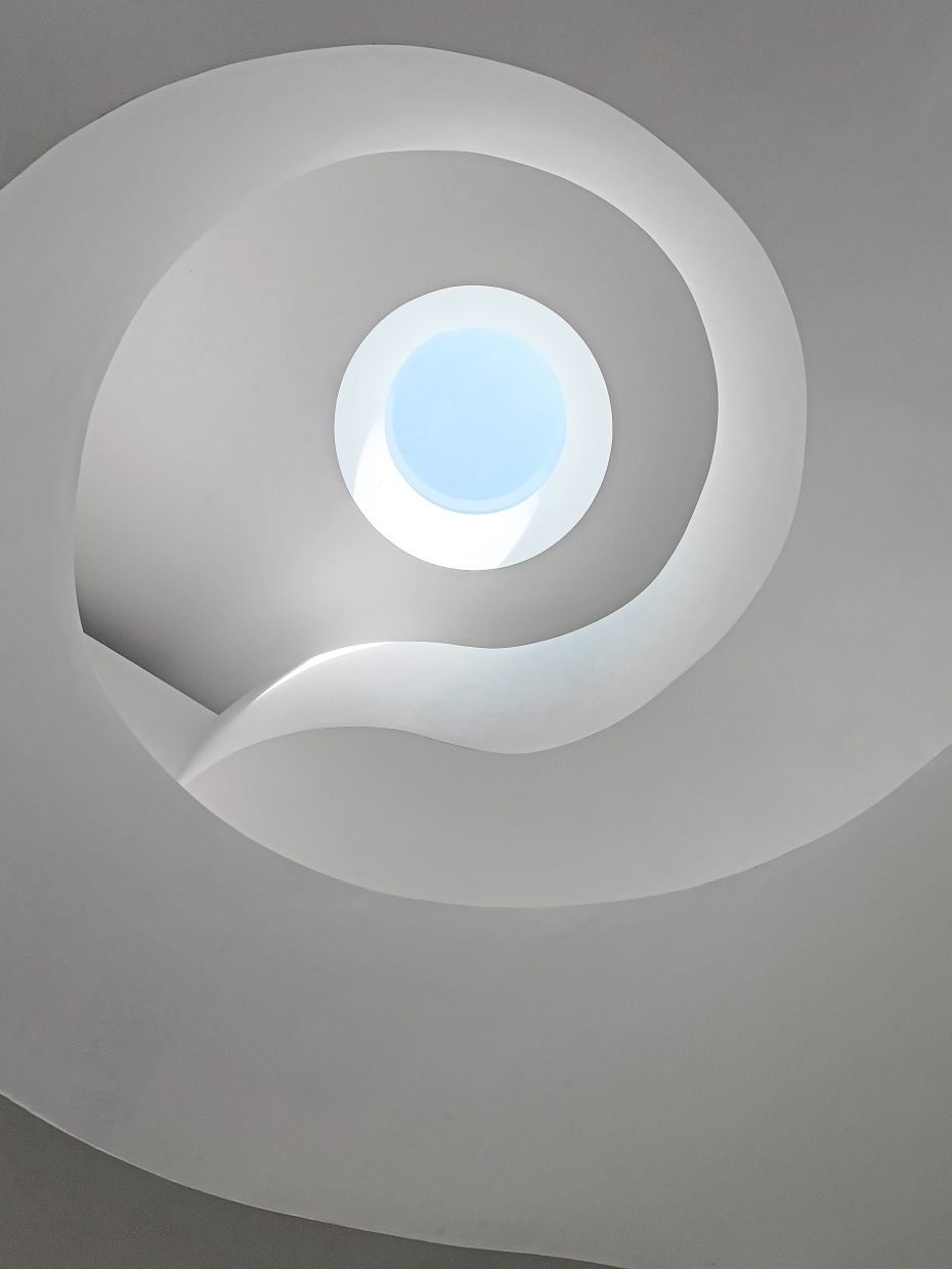 Malaysian family home in Ipoh features grand spiral staircase and inner ...