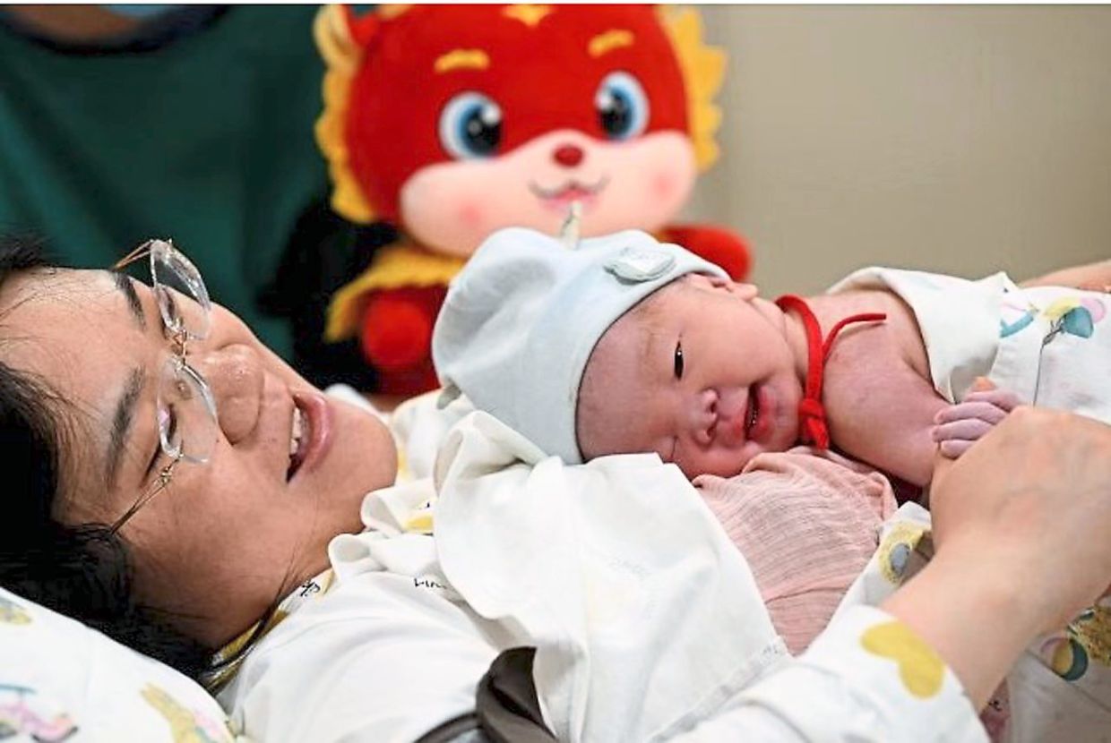 ‘Dragon’ baby boom may boost population | The Star