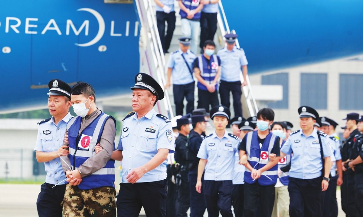 Laos hands over 268 telecom scam suspects to China | The Star