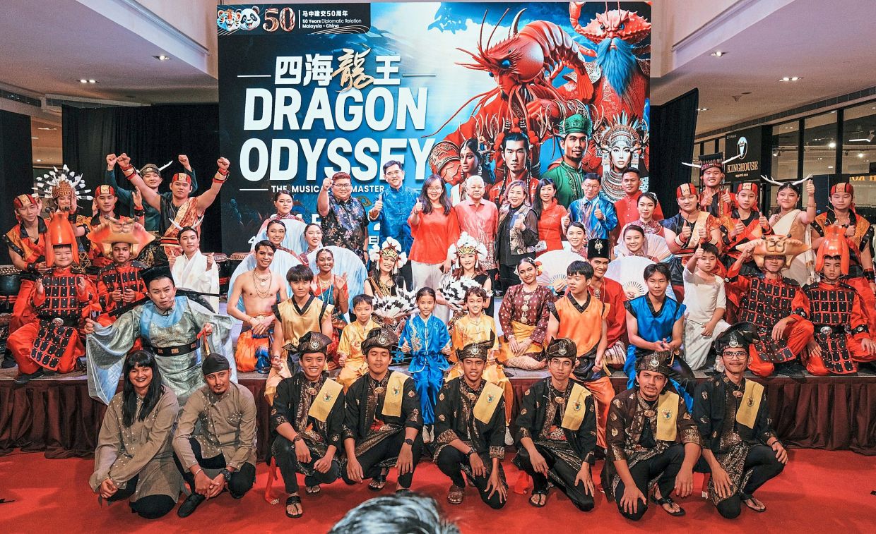 Roaring dragon musical finale at USJ 1 mall | The Star