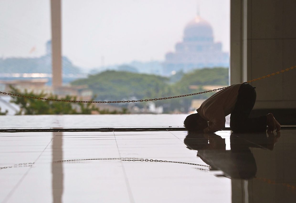 The effects of fasting during Ramadan on mental health | The Star