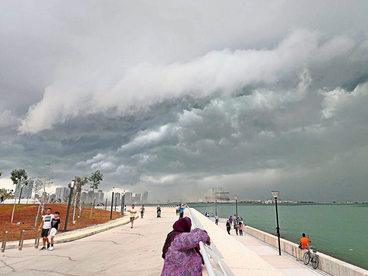 Hopes up for rain to raise water levels at dams | The Star