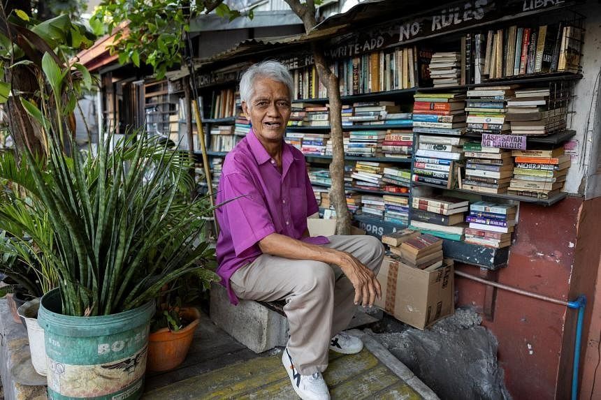 Filipino man converts home into library to inspire reading among young ...