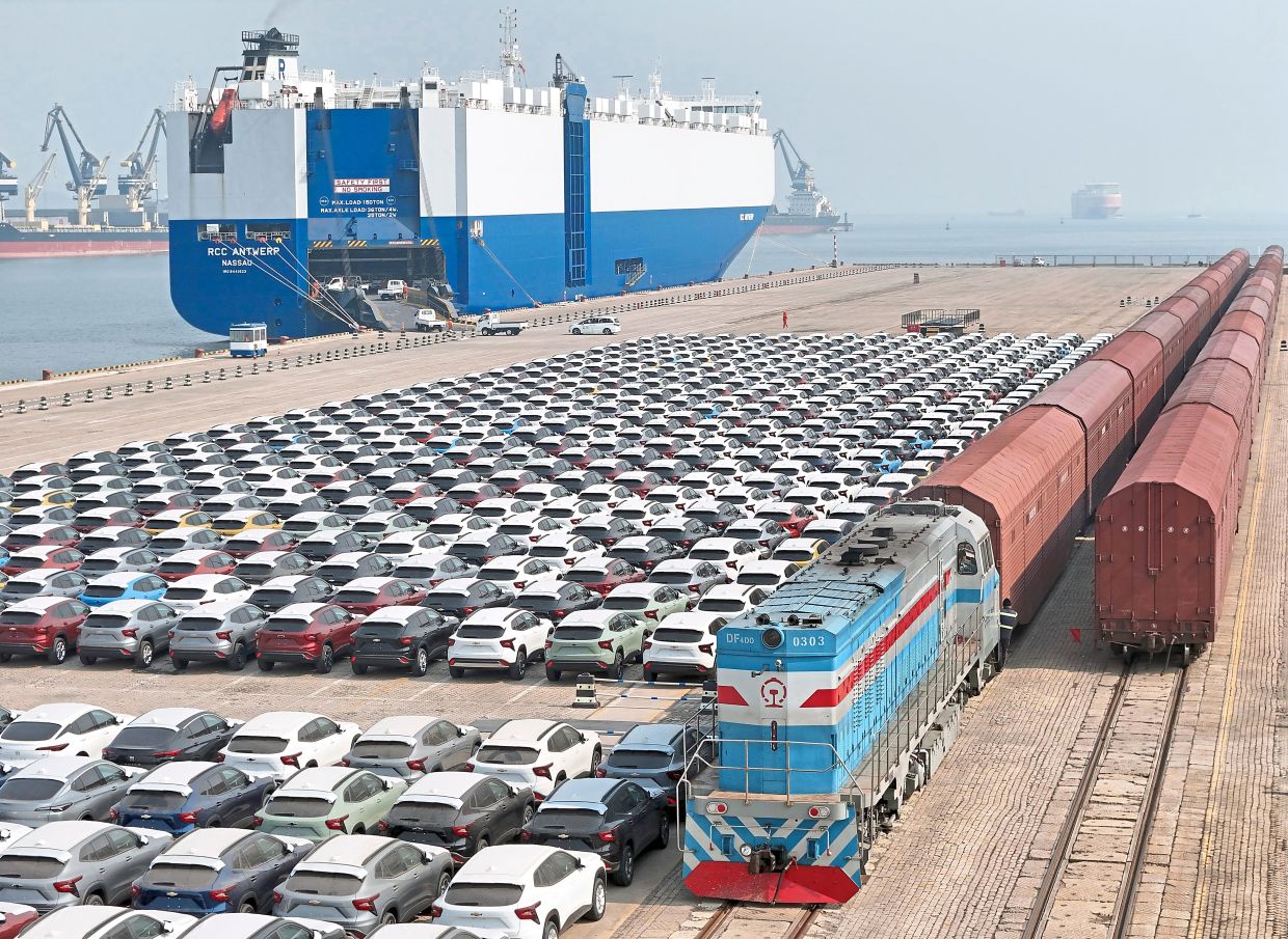 Foreign trade growth on track for solid results | The Star