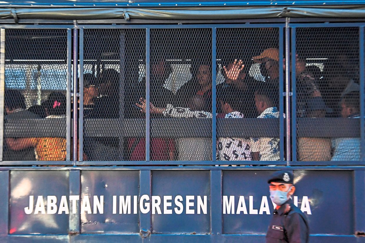 Saifuddin: Immigration depots at under-capacity | The Star