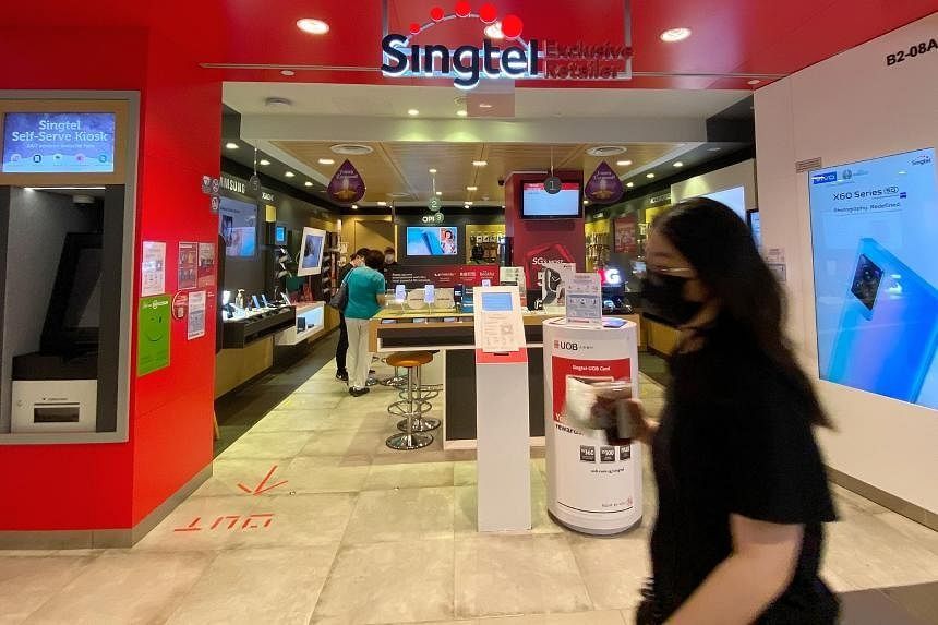 Singtel shares fall more than 1% after Optus stake sale reports | The Star