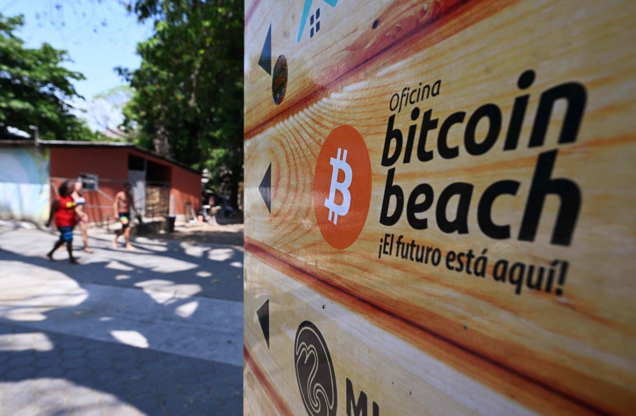 El Salvador’s ‘Bitcoin Beach’ cheers cryptocurrency surge | The Star