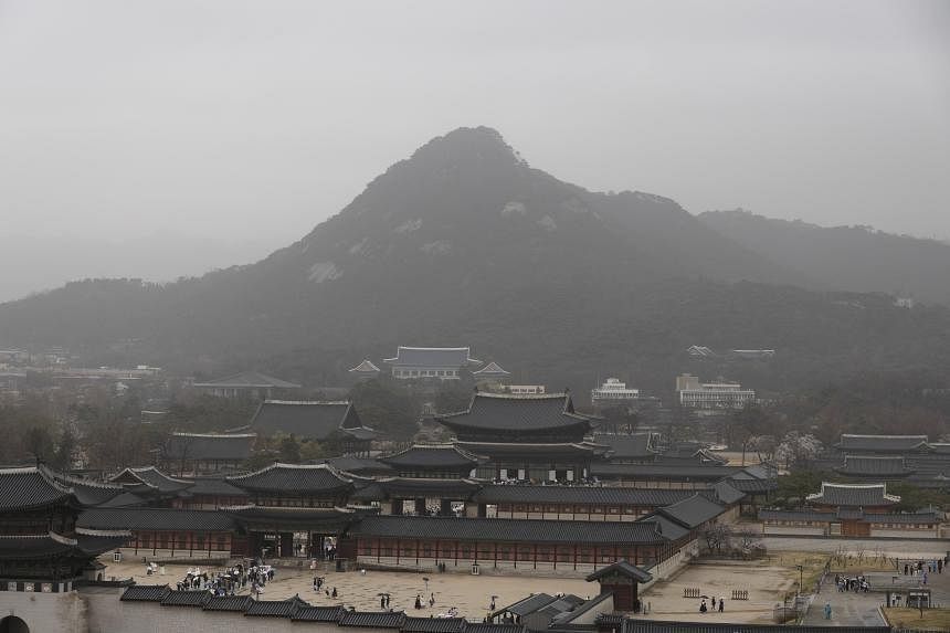 Major alerts issued as yellow dust engulfs South Korea | The Star
