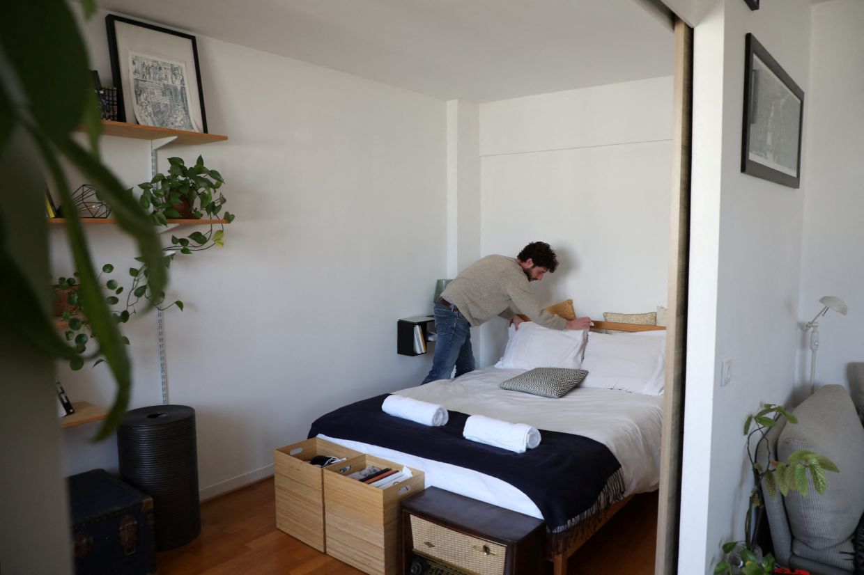 Worried about hidden cameras in your hotel room or Airbnb? Here’s what ...