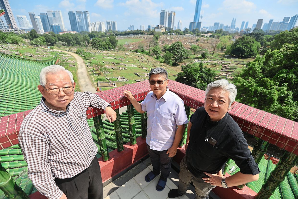 Tradition meets practicality for Qing Ming rituals | The Star