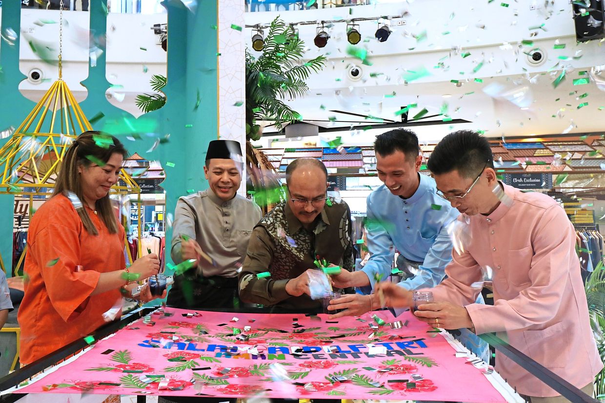 Alor Setar mall’s festive treats for folk | The Star