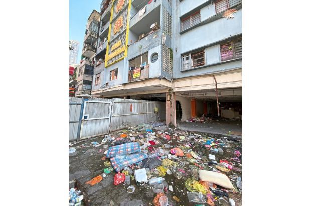 Bund Shanghai Building in deplorable state | The Star