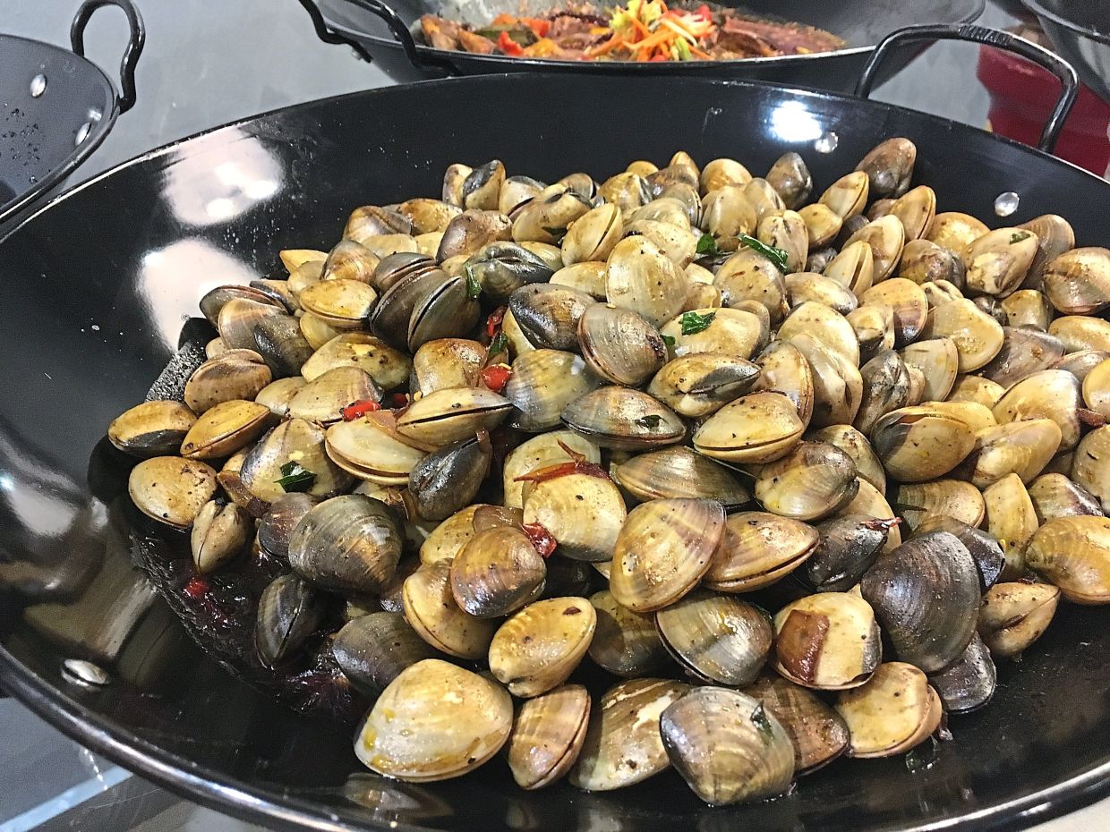 Staying safe with shellfish | The Star