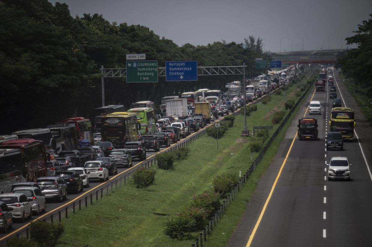 Holidaymakers told to return early to avoid congestion | The Star