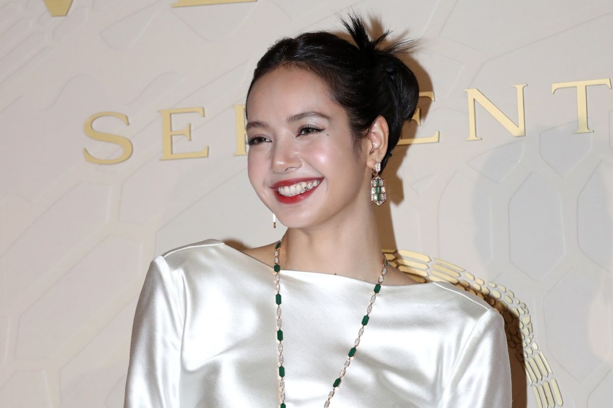 Thailand’s K-pop princess Lalisa of Blackpink joins top American outfit ...