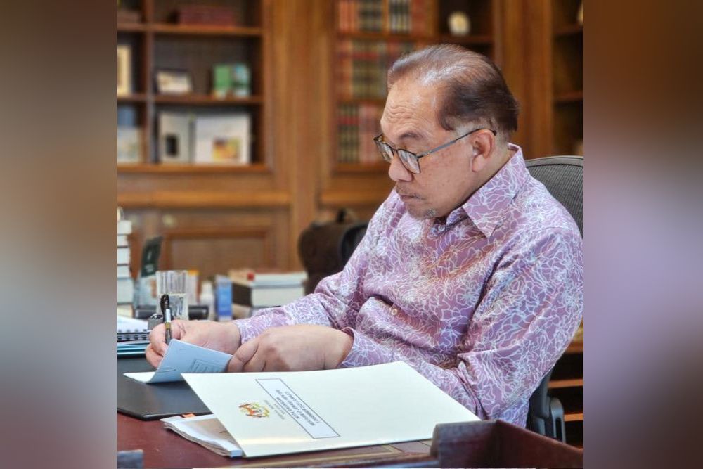 Anwar tenaciously steering country to greater heights, says his ...