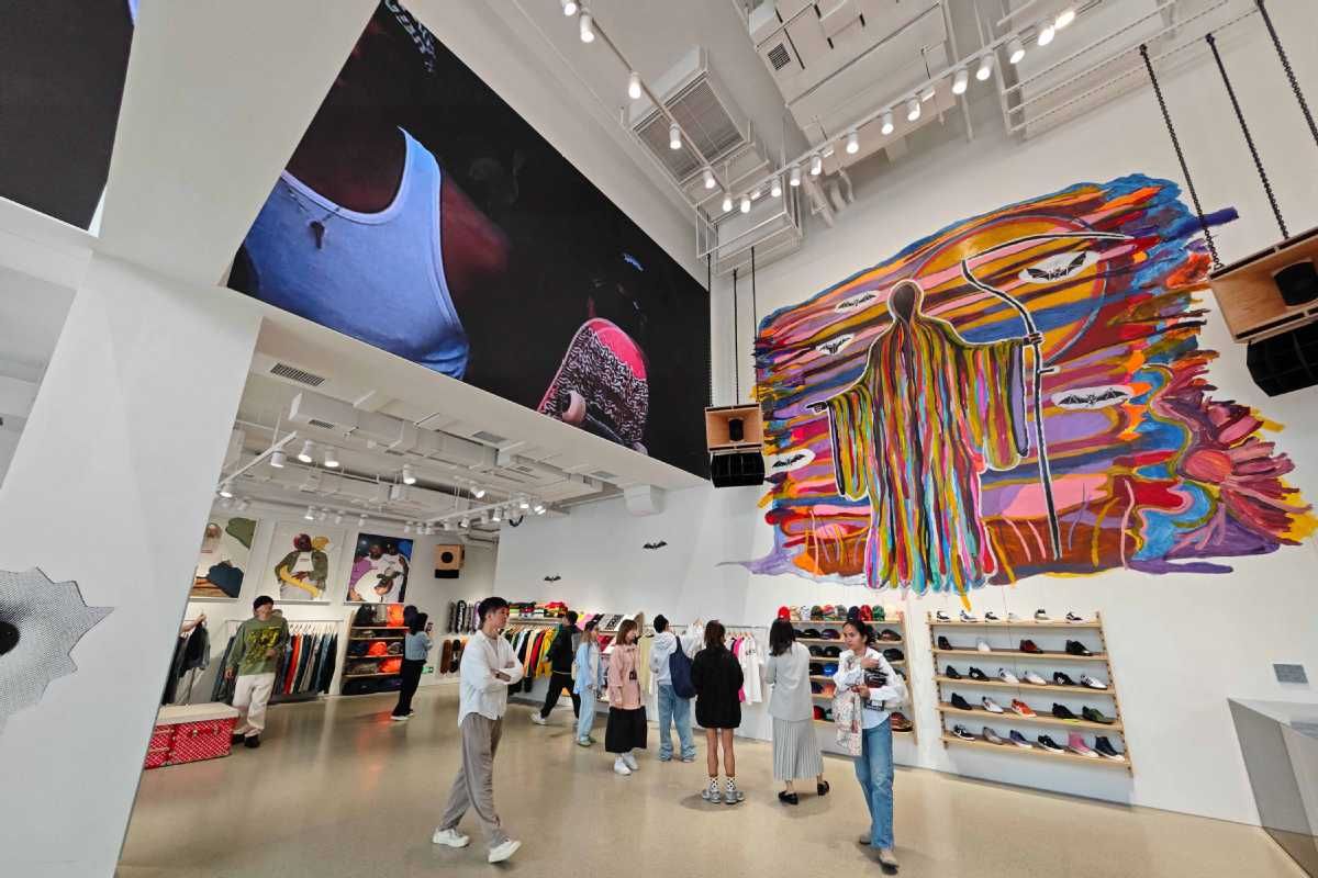 Top-notch brands make beeline for Shanghai | The Star