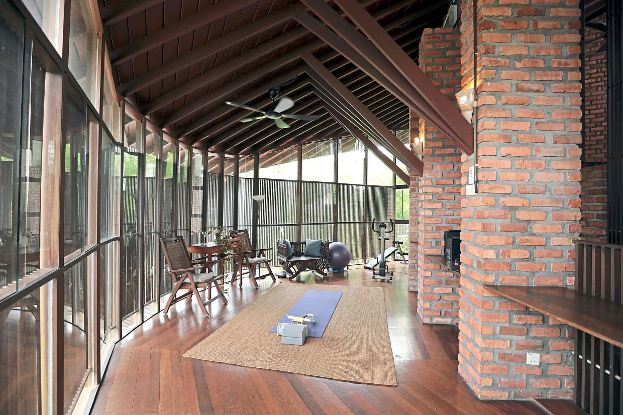 Malaysian architect's 3-storey home is inspired by traditional Malay ...