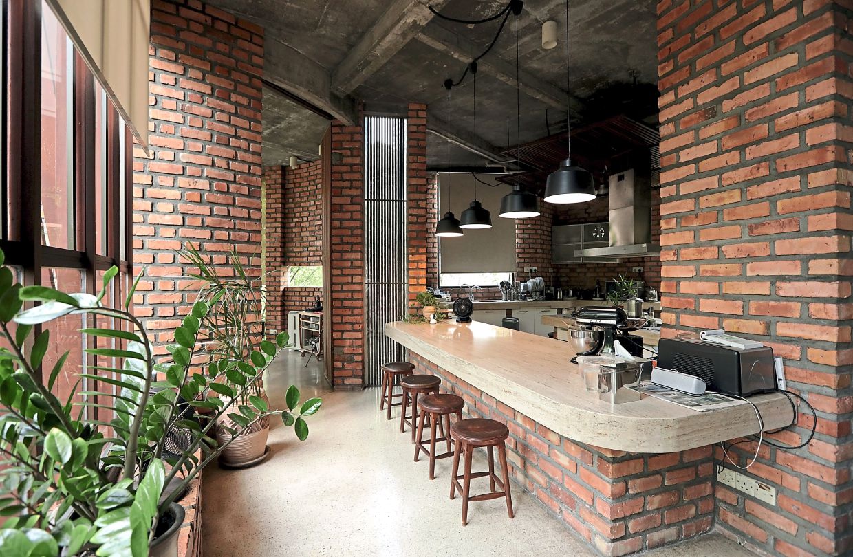 Malaysian architect's 3-storey home is inspired by traditional Malay ...