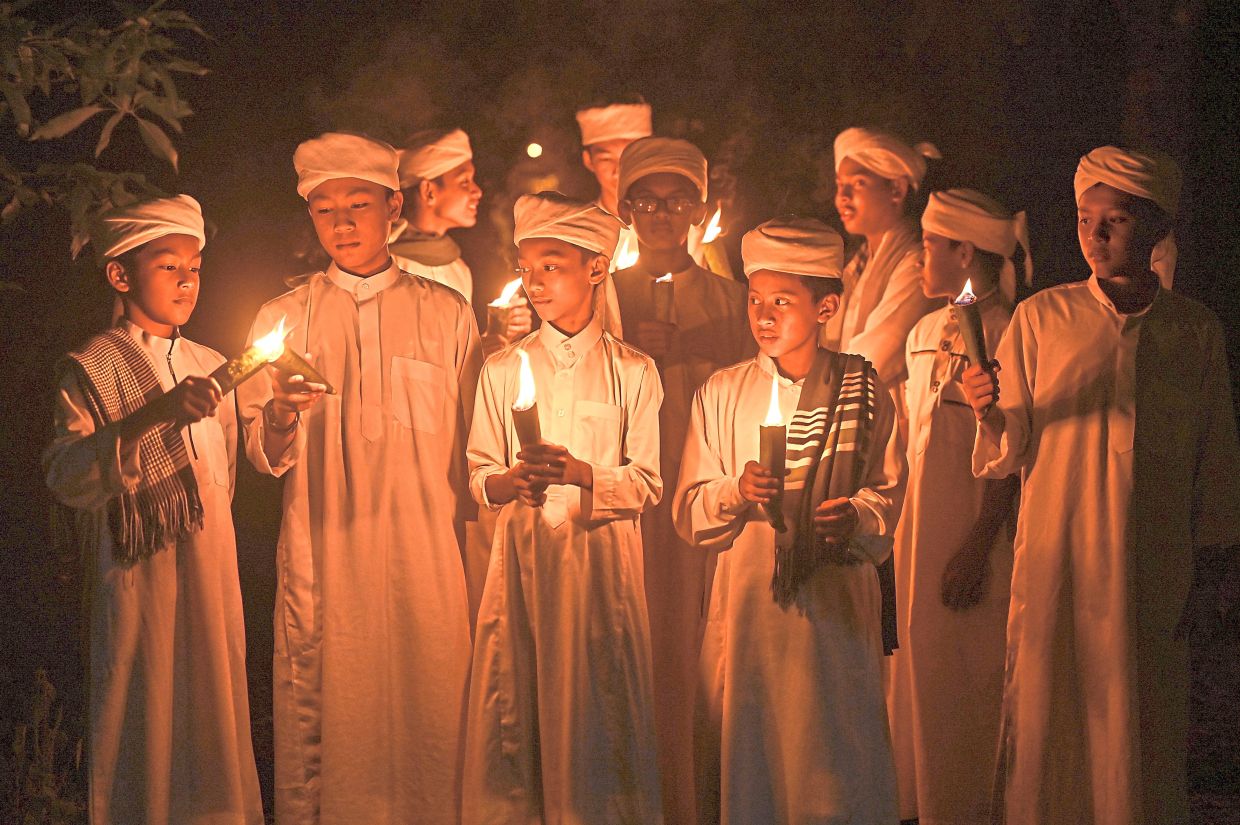 Celebrating the glow of pelita panjut | The Star