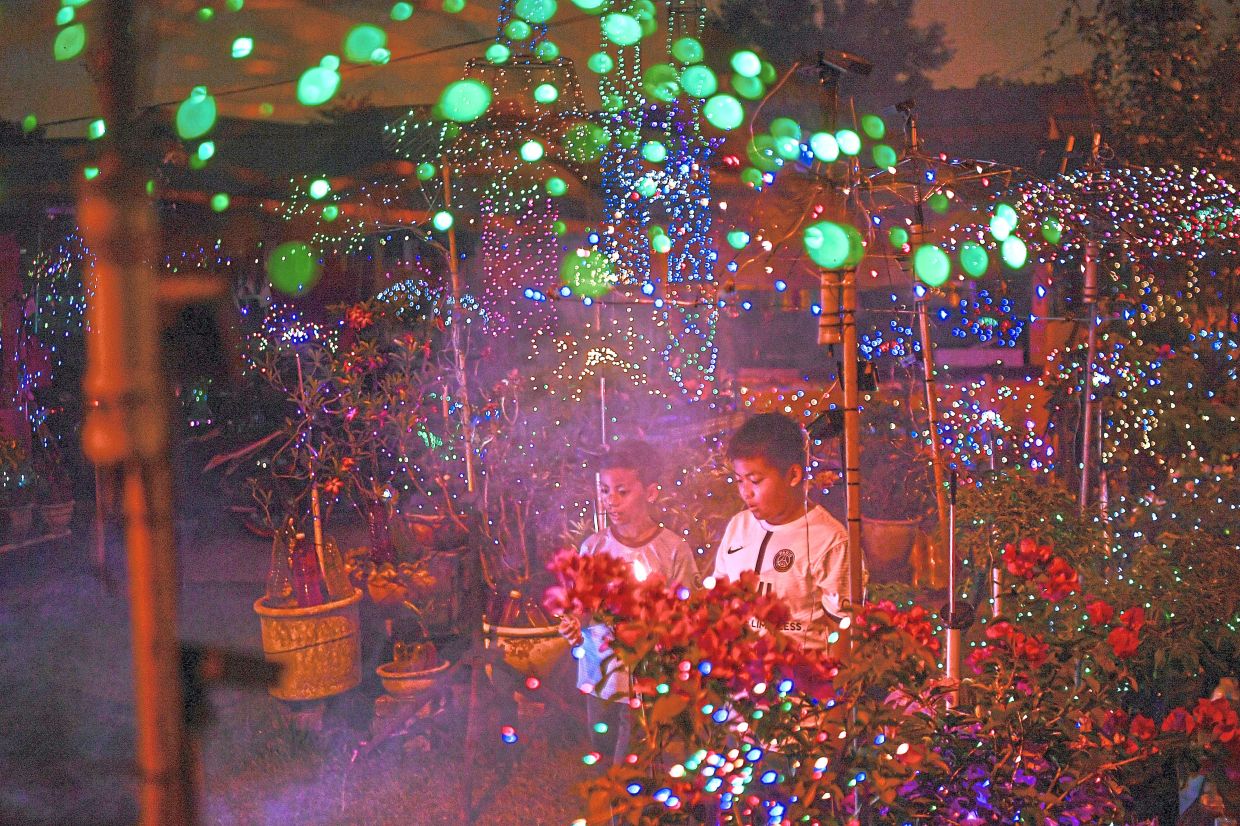 Celebrating the glow of pelita panjut | The Star