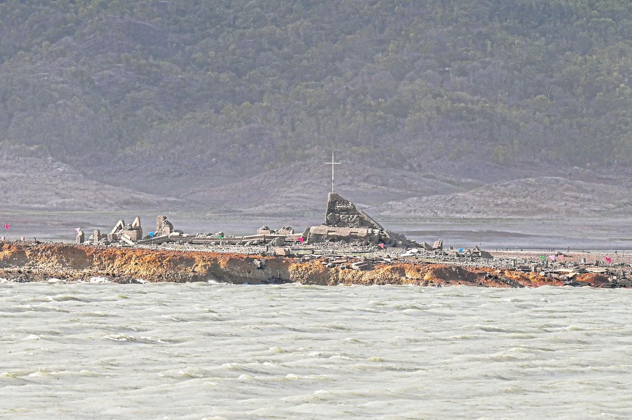Sunken town sees daylight | The Star