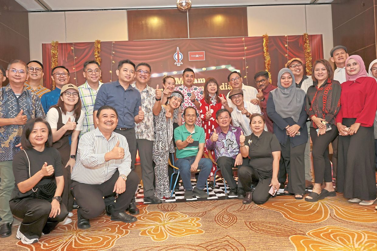 Media members go retro at appreciation night | The Star