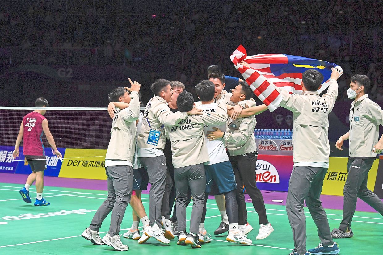 Badminton: Rexy all smiles and gives credit to singles shuttlers after ...