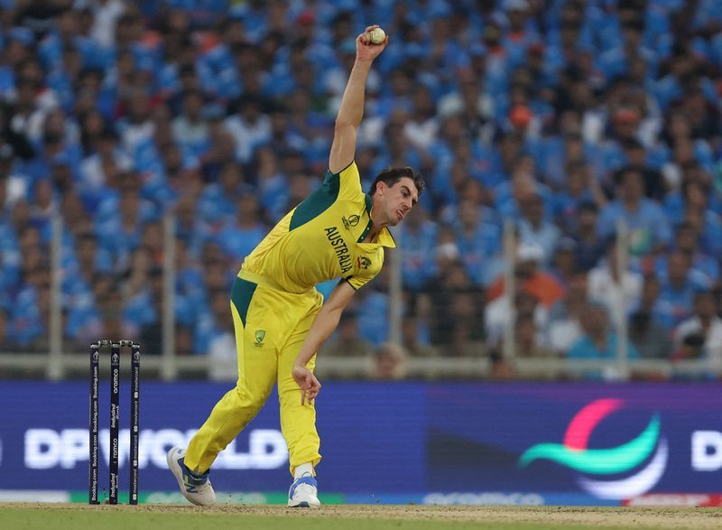 Cricket: Cricket-Bowlers bite back as Hyderabad clinch IPL thriller ...