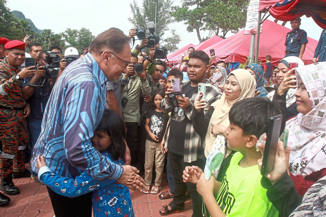 PM: Govt can cope with hike | The Star