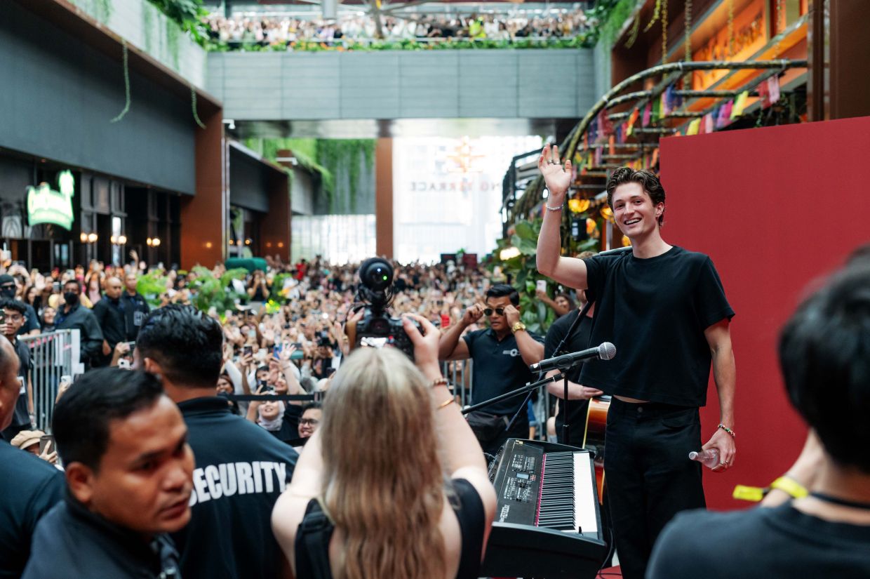 'Drunk Text' singer Henry Moodie overwhelmed by support from M'sian ...