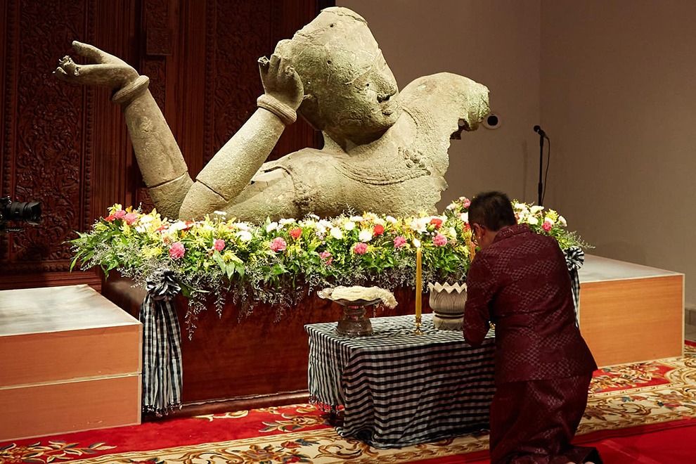 Cambodia sends centuries-old famous reclining Vishnu statue for study ...