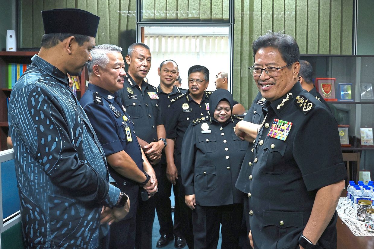 MACC chief gets one-year extension | The Star