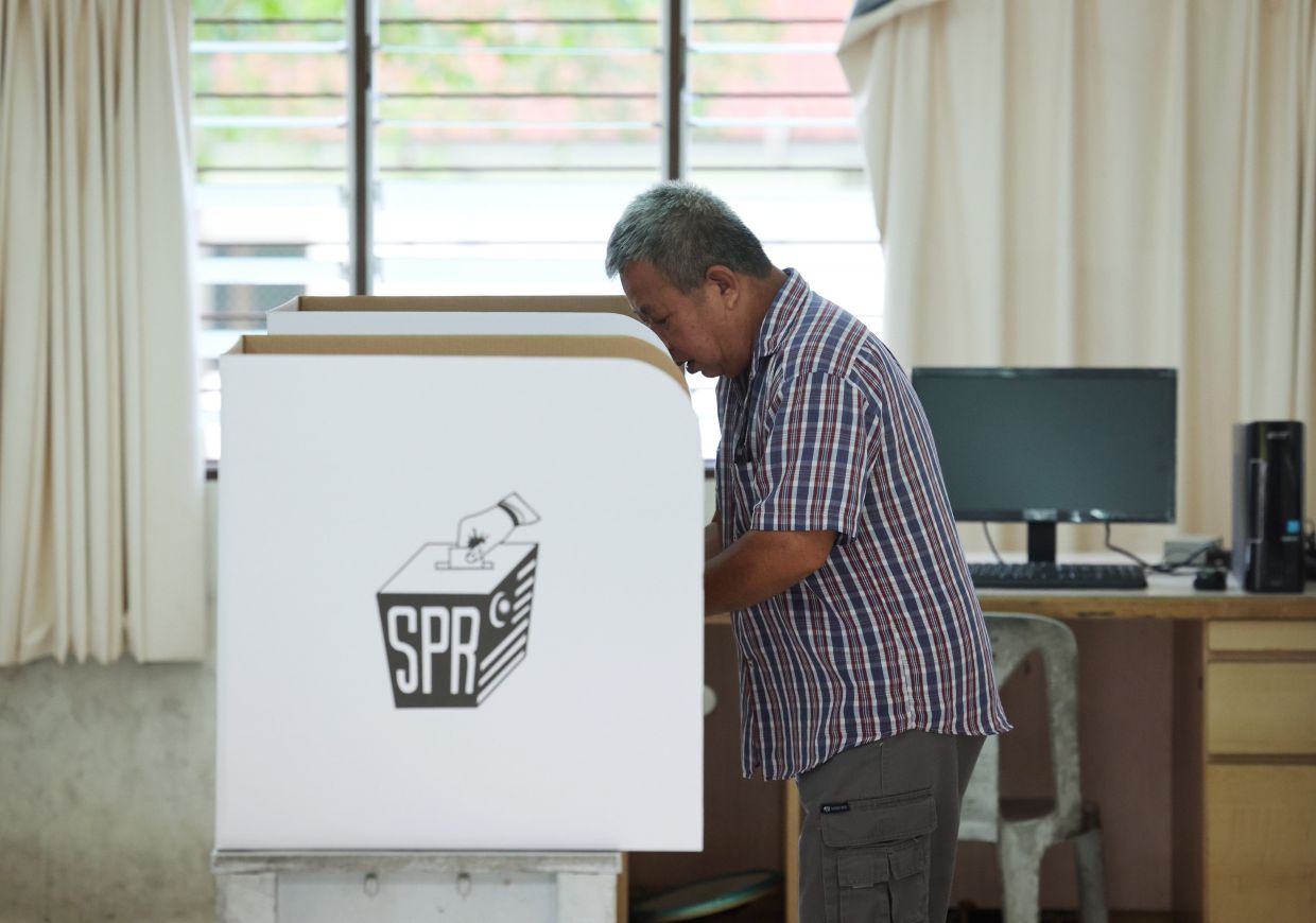 KKB polls: Poling day Kuala Kubu Baharu (Photo Gallery) | The Star