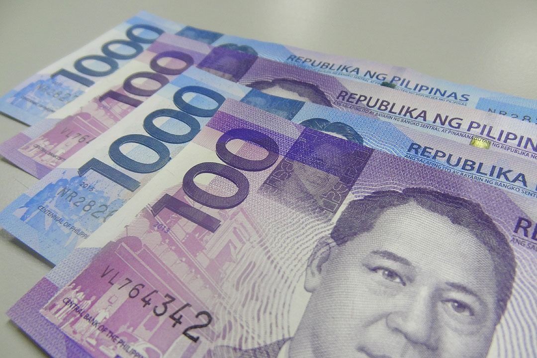 Philippine peso drops most in Asia as calls for rate cut build | The Star