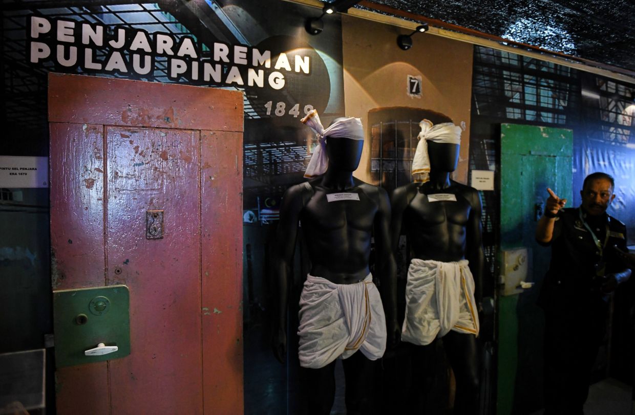 Pop-up prison exhibit in Penang showcases history of Malaysia's first ...