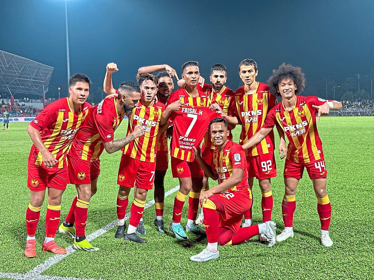 Football: Selangor players show unity in the face of adversity | The Star