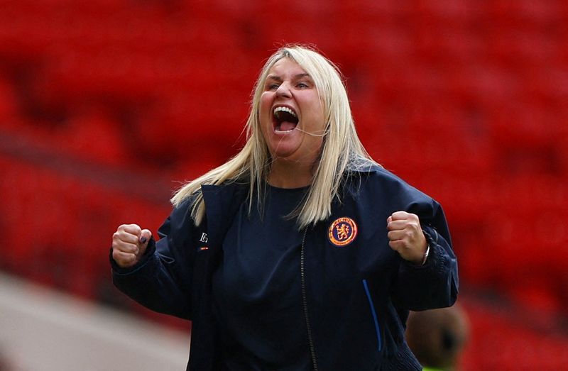 Football: Soccer-Hayes seeking right mix in bid to return USWNT to ...