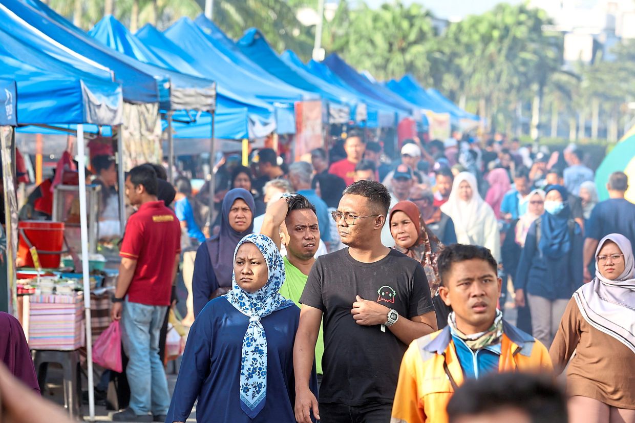 Perseverance pays off for youths | The Star