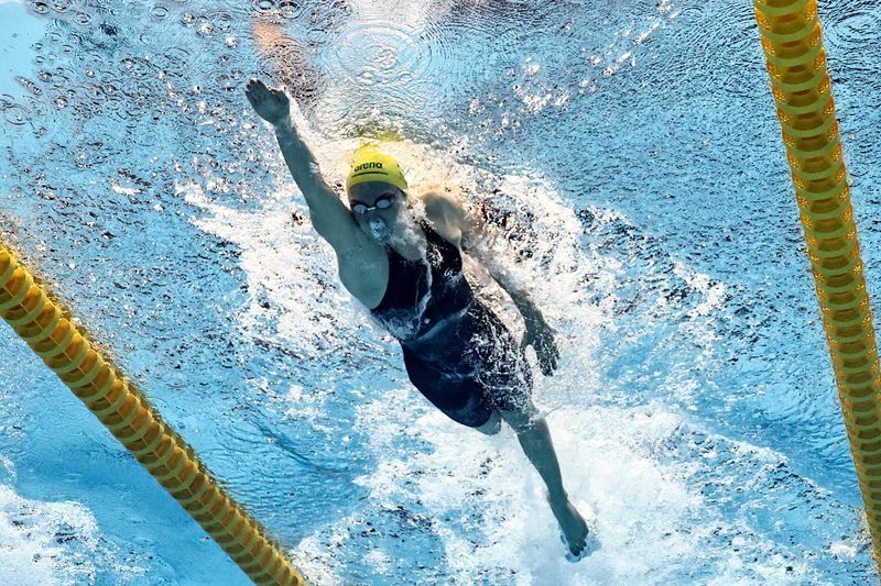 Swimming: Swimming-Titmus fires Paris warning with 200m freestyle world ...