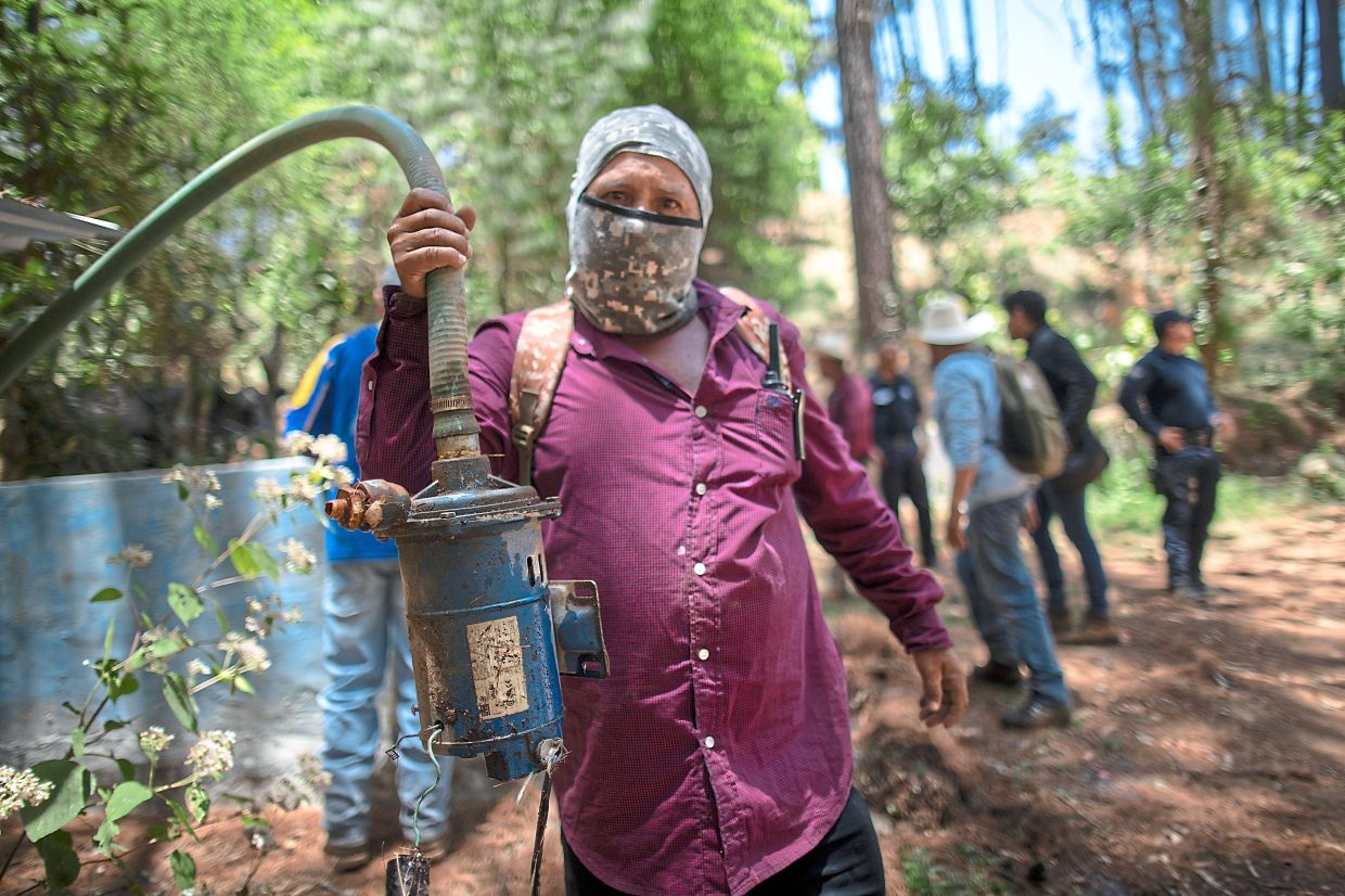 A fight to take back their water | The Star